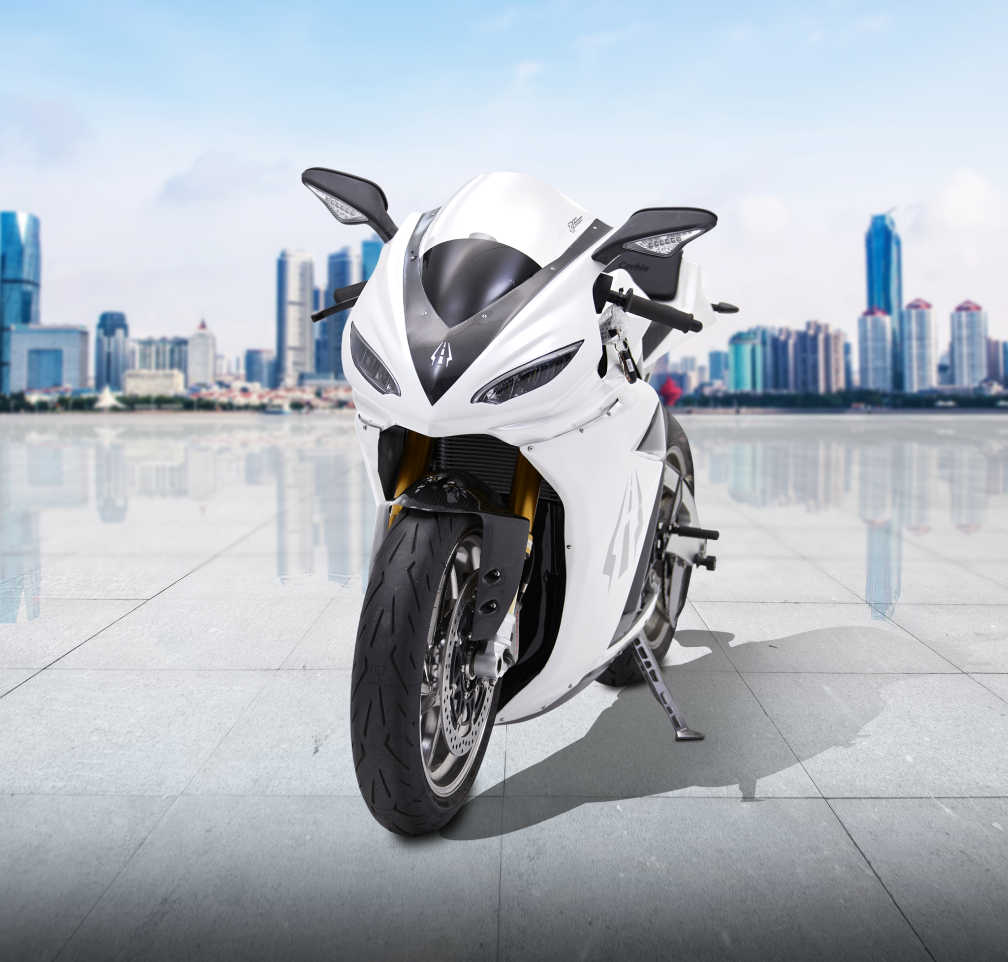 Strike R - Lightning Motors